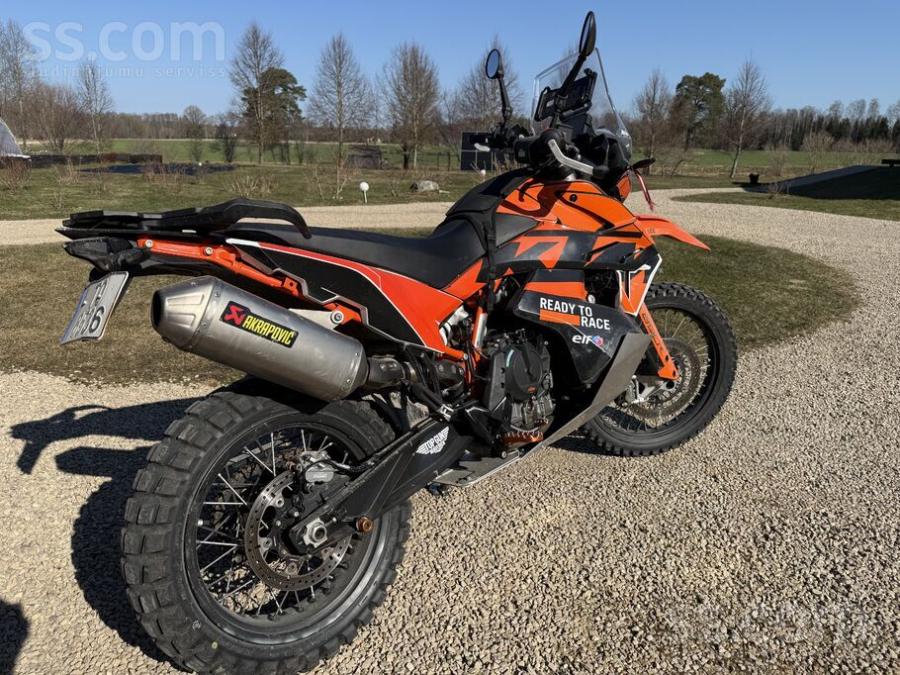 KTM 890 2021 Ogre, ar dzinēja tilpumu 0.89 L un nobraukumu 0 tūkst. km par 9500 €, foto 4 vietnē AUTOMOTO.COM.LV