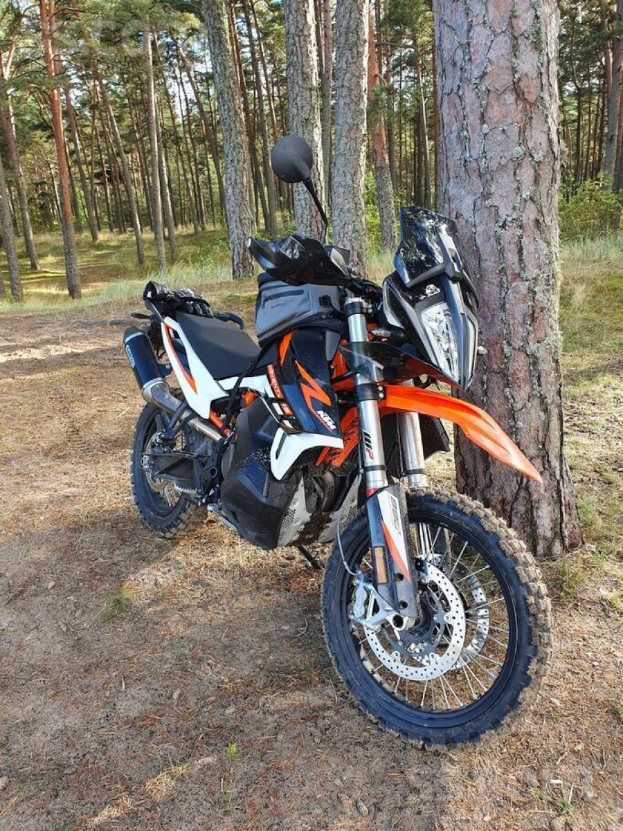 KTM 890 2022 in Riga, with an engine capacity of 0.89 L and mileage of 0 thousand km for 10500 €, photo 1 on AUTOMOTO.COM.LV