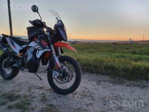KTM 890 2022 Rīga, ar dzinēja tilpumu 0.89 L un nobraukumu 0 tūkst. km par 10500 €, foto 9 vietnē AUTOMOTO.COM.LV