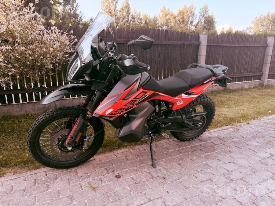 KTM 890 2022 in Riga, with an engine capacity of 0.89 L and mileage of 0 thousand km for 9950 €, photo 4 on AUTOMOTO.COM.LV