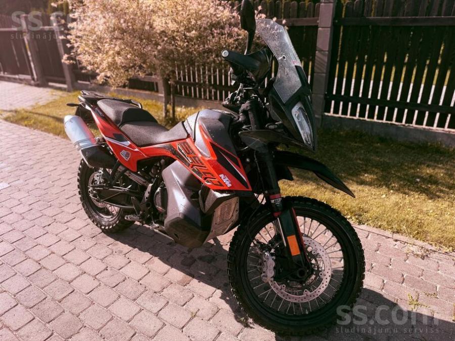 KTM 890 2022 in Riga, with an engine capacity of 0.89 L and mileage of 0 thousand km for 9950 €, photo 5 on AUTOMOTO.COM.LV