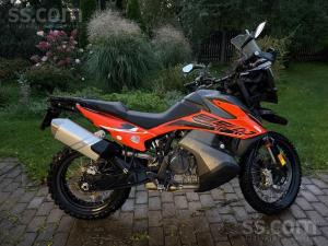 KTM 890 2022 Rīga, ar dzinēja tilpumu 0.89 L un nobraukumu 0 tūkst. km par 8750 €, foto  vietnē AUTOMOTO.COM.LV