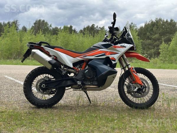 KTM 890 2024 Rīga, ar dzinēja tilpumu 0.89 L un nobraukumu 0 tūkst. km par 11800 €, foto 1 vietnē AUTOMOTO.COM.LV
