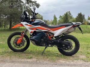 KTM 890 2024 in Riga, with an engine capacity of 0.89 L and mileage of 0 thousand km for 11800 €, photo 4 on AUTOMOTO.COM.LV