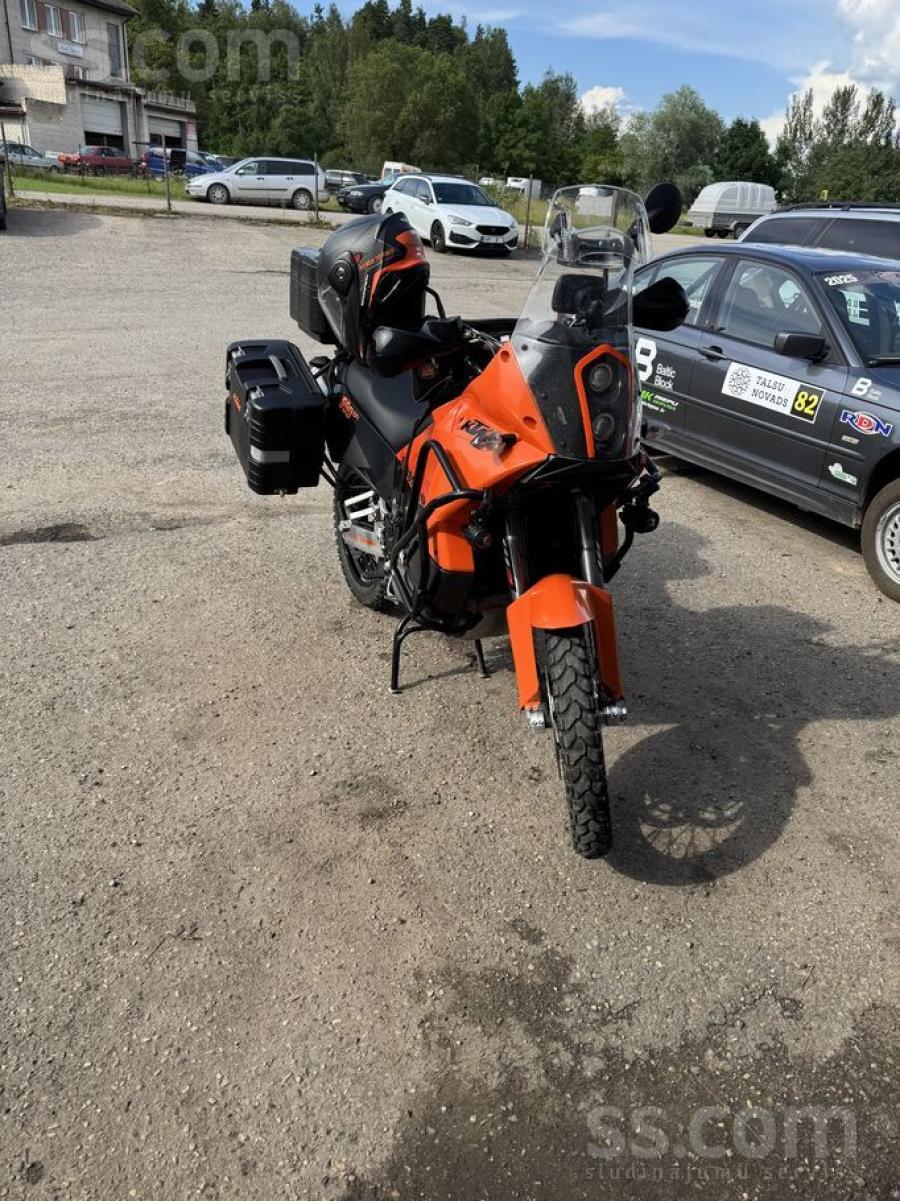 КТМ 990 Adventure 2006 в Мадона, объемом двигателя 1.00 л и пробегом 0 тыс. км за 6300 €, фото 5 на AUTOMOTO.COM.LV