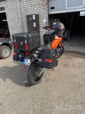КТМ 990 Adventure 2006 в Мадона, объемом двигателя 1.00 л и пробегом 0 тыс. км за 6300 €, фото 7 на AUTOMOTO.COM.LV