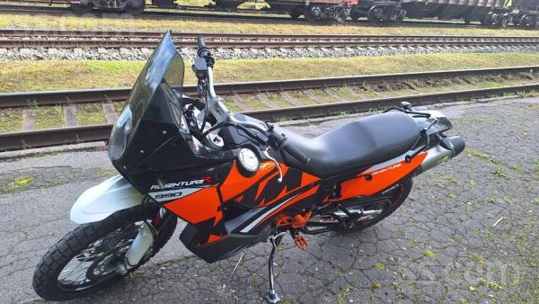 KTM 990 Adventure 2007 Valmiera, ar dzinēja tilpumu 1.00 L un nobraukumu 0 tūkst. km par 4550 €, foto 4 vietnē AUTOMOTO.COM.LV
