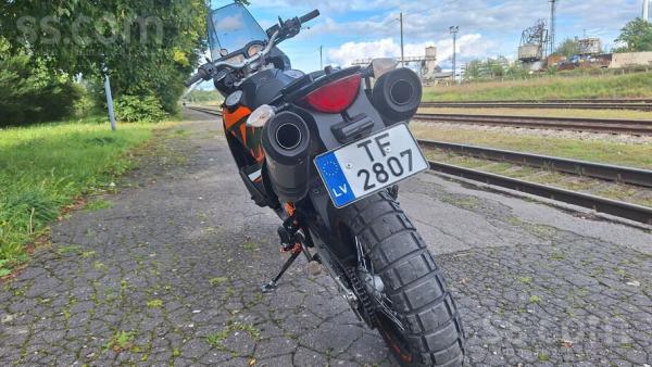 KTM 990 Adventure 2007 Valmiera, ar dzinēja tilpumu 1.00 L un nobraukumu 0 tūkst. km par 4550 €, foto 5 vietnē AUTOMOTO.COM.LV