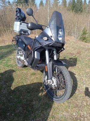 KTM 990 Adventure 2007 Rīga, ar dzinēja tilpumu 1.00 L un nobraukumu 0 tūkst. km par 6000 €, foto 5 vietnē AUTOMOTO.COM.LV