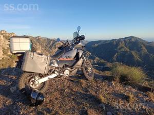 KTM 990 Adventure 2007 Rīga, ar dzinēja tilpumu 1.00 L un nobraukumu 0 tūkst. km par 6000 €, foto 7 vietnē AUTOMOTO.COM.LV
