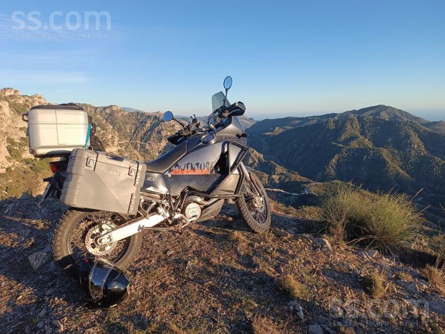 KTM 990 Adventure 2007 Rīga, ar dzinēja tilpumu 1.00 L un nobraukumu 0 tūkst. km par 6000 €, foto 7 vietnē AUTOMOTO.COM.LV