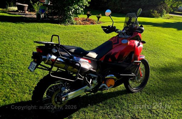 КТМ 990 Adventure 2007 в Таллин, объемом двигателя 1.00 л и пробегом 47 тыс. км за 6500 €, фото 3 на AUTOMOTO.COM.LV