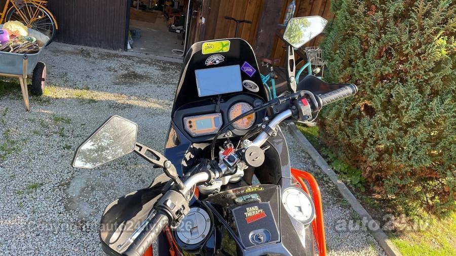 KTM 990 Adventure 2008 in Tallinn, with an engine capacity of 0.99 L and mileage of 70 thousand km for 5600 €, photo 3 on AUTOMOTO.COM.LV