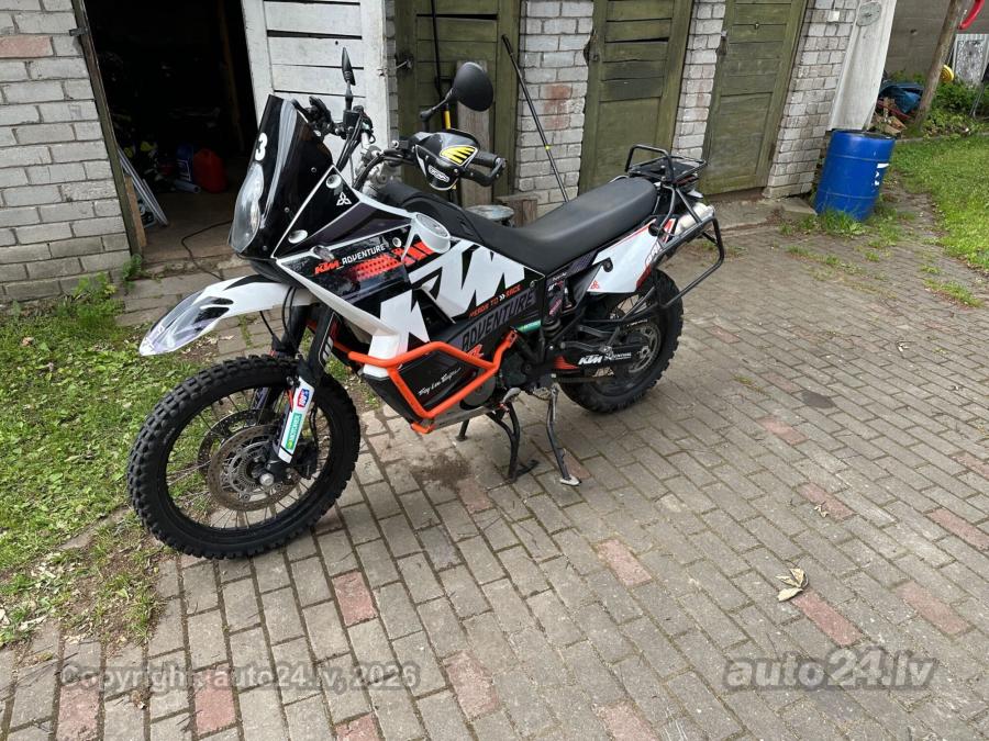 KTM 990 Adventure 2009 in Tallinn, with an engine capacity of 1.00 L and mileage of 0 thousand km for 5700 €, photo 9 on AUTOMOTO.COM.LV