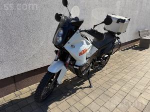 KTM 990 Adventure 2009 Jelgava, ar dzinēja tilpumu 0.99 L un nobraukumu 0 tūkst. km par 4700 €, foto 4 vietnē AUTOMOTO.COM.LV