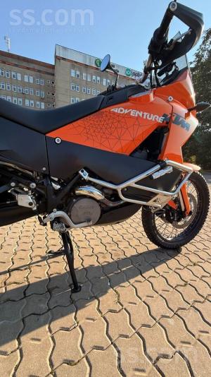 KTM 990 Adventure 2009 in Riga, with an engine capacity of 1.00 L and mileage of 0 thousand km for 6000 €, photo 3 on AUTOMOTO.COM.LV