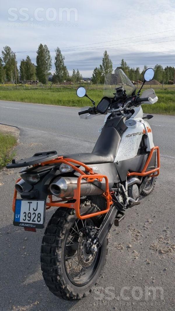 КТМ 990 2010 в Рига, объемом двигателя 0.99 л и пробегом 0 тыс. км за 6100 €, фото 3 на AUTOMOTO.COM.LV