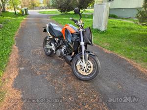 Черный КТМ 990 Super Duke 2006 в Таллин, объемом двигателя 1.00 л и пробегом 30 тыс. км за 2700 €, фото 3 на AUTOMOTO.COM.LV