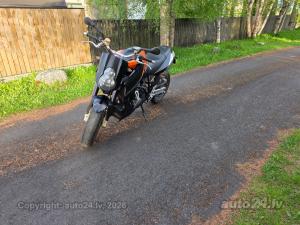 Черный КТМ 990 Super Duke 2006 в Таллин, объемом двигателя 1.00 л и пробегом 30 тыс. км за 2700 €, фото 4 на AUTOMOTO.COM.LV