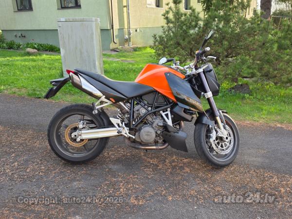 Черный КТМ 990 Super Duke 2006 в Таллин, объемом двигателя 1.00 л и пробегом 30 тыс. км за 2700 €, фото 7 на AUTOMOTO.COM.LV