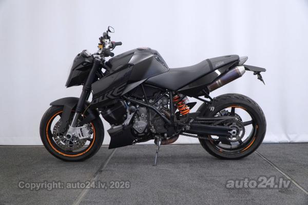 Черный КТМ 990 Super Duke 2010 в Таллин, объемом двигателя 1.00 л и пробегом 41 тыс. км за 4199 €, фото 1 на AUTOMOTO.COM.LV