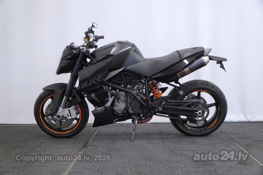 Черный КТМ 990 Super Duke 2010 в Таллин, объемом двигателя 1.00 л и пробегом 41 тыс. км за 4199 €, фото 1 на AUTOMOTO.COM.LV