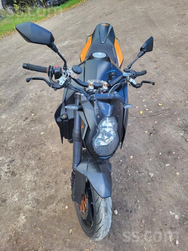 KTM 990 Super Duke 2008 Ogre, ar dzinēja tilpumu 1.00 L un nobraukumu 0 tūkst. km par 3600 €, foto 5 vietnē AUTOMOTO.COM.LV