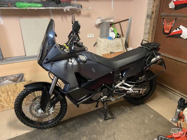 Melns KTM Adventure 2007 Klaipėda, ar dzinēja tilpumu 1.00 L un nobraukumu 33 tūkst. km par 5500 €, foto 8 vietnē AUTOMOTO.COM.LV
