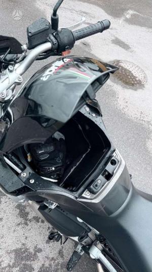 Black KTM Adventure 2008 in Kretinga, with an engine capacity of 0.85 L and mileage of 29 thousand km for 3600 €, photo 23 on AUTOMOTO.COM.LV