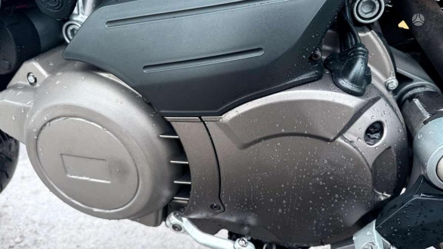 Black KTM Adventure 2008 in Kretinga, with an engine capacity of 0.85 L and mileage of 29 thousand km for 3600 €, photo 30 on AUTOMOTO.COM.LV