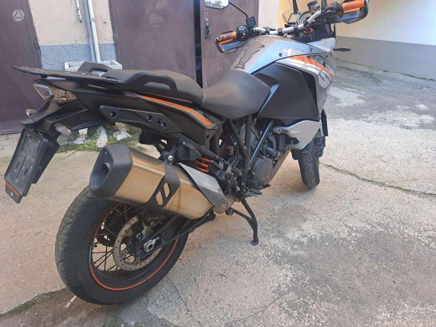 Black KTM Adventure 2014 in Panevezys, with an engine capacity of 1.19 L and mileage of 104 thousand km for 4400 €, photo 8 on AUTOMOTO.COM.LV