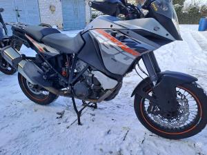 Black KTM Adventure 2014 in Panevezys, with an engine capacity of 1.19 L and mileage of 99 thousand km for 4400 €, photo 2 on AUTOMOTO.COM.LV