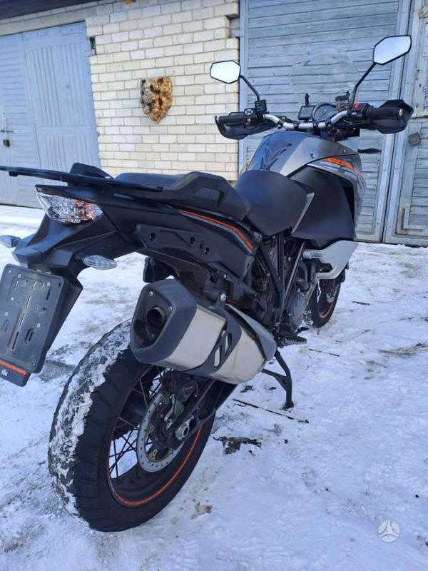 Black KTM Adventure 2014 in Panevezys, with an engine capacity of 1.19 L and mileage of 99 thousand km for 4400 €, photo 4 on AUTOMOTO.COM.LV