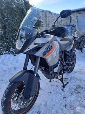 Black KTM Adventure 2014 in Panevezys, with an engine capacity of 1.19 L and mileage of 99 thousand km for 4400 €, photo 8 on AUTOMOTO.COM.LV