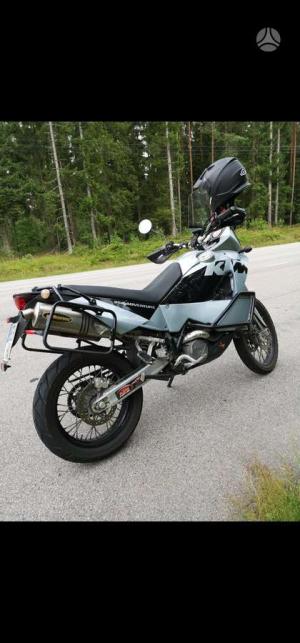 Grey KTM Adventure 2005 in Siauliai, with an engine capacity of 0.95 L and mileage of 115 thousand km for 3500 €, photo 3 on AUTOMOTO.COM.LV