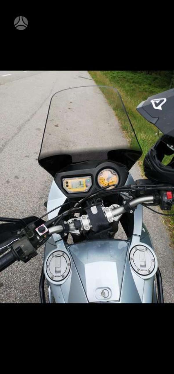 KTM Adventure 2005 in Siauliai on AUTOMOTO.COM.LV Grey KTM Adventure 2005 in Siauliai, with an engine capacity of 0.95 L and mileage of 115 thousand km for 3500 β¬, photo 8 on AUTOMOTO.COM.LV