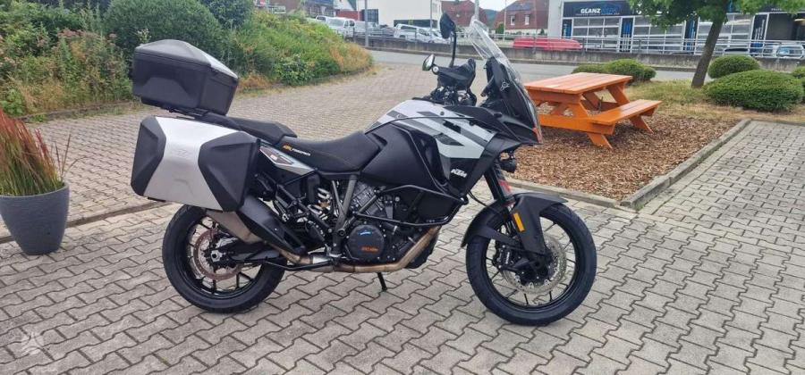 Grey KTM Adventure 2019 in Klaipeda, with an engine capacity of 1.29 L and mileage of 24 thousand km for 10600 €, photo 1 on AUTOMOTO.COM.LV