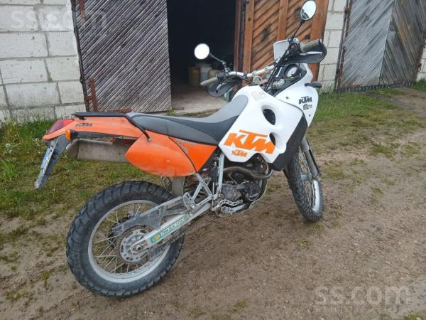 KTM Adventure 2001 Dobele, ar dzinēja tilpumu 0.64 L un nobraukumu 0 tūkst. km par 3150 €, foto 3 vietnē AUTOMOTO.COM.LV