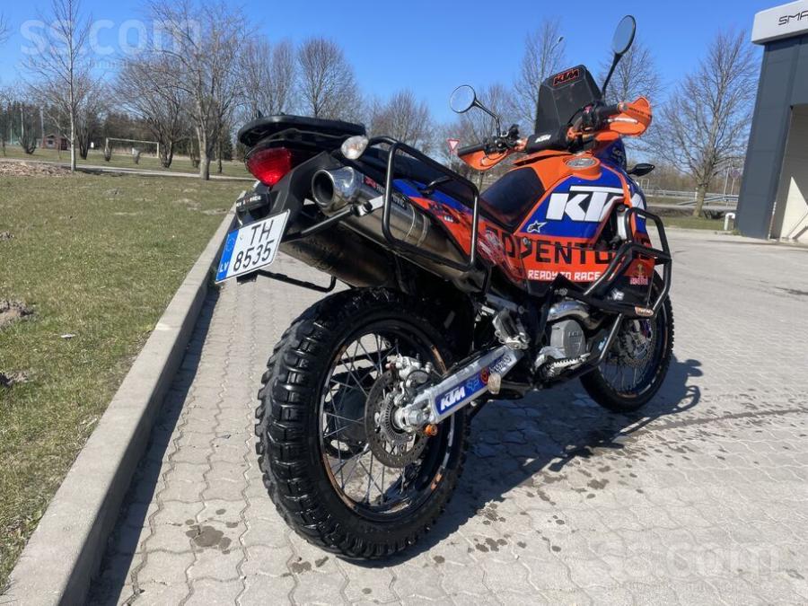 KTM Adventure 2006 Liepāja, ar dzinēja tilpumu 0.99 L un nobraukumu 0 tūkst. km par 4950 €, foto 3 vietnē AUTOMOTO.COM.LV