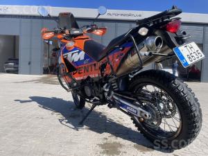 KTM Adventure 2006 Liepāja, ar dzinēja tilpumu 0.99 L un nobraukumu 0 tūkst. km par 4950 €, foto 5 vietnē AUTOMOTO.COM.LV