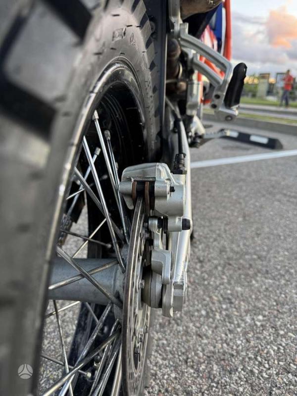 KTM Adventure 2007 Viļņa, ar dzinēja tilpumu 1.00 L un nobraukumu 78 tūkst. km par 4799 €, foto 7 vietnē AUTOMOTO.COM.LV