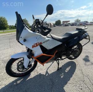 КТМ Adventure 2010 в Лиепая, объемом двигателя 0.99 л и пробегом 0 тыс. км за 7350 €, фото  на AUTOMOTO.COM.LV