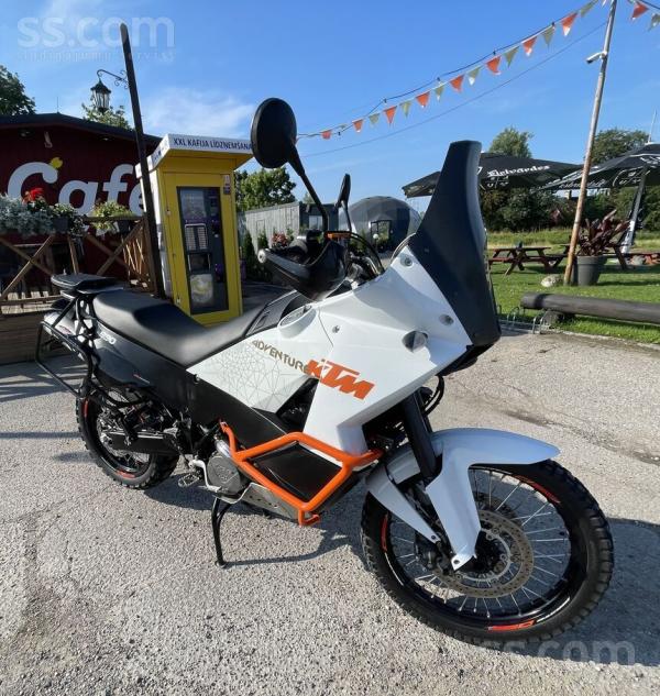 KTM Adventure 2010 Liepāja, ar dzinēja tilpumu 0.99 L un nobraukumu 0 tūkst. km par 7350 €, foto 2 vietnē AUTOMOTO.COM.LV
