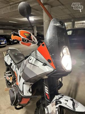 KTM Adventure 2011 Viļņa, ar dzinēja tilpumu 1.00 L un nobraukumu 57 tūkst. km par 4950 €, foto 5 vietnē AUTOMOTO.COM.LV