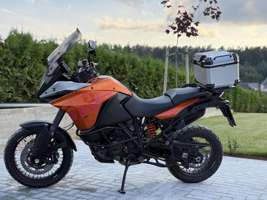 KTM Adventure 2015 in Alytus, with an engine capacity of 1.19 L and mileage of 50 thousand km for 6700 €, photo 1 on AUTOMOTO.COM.LV