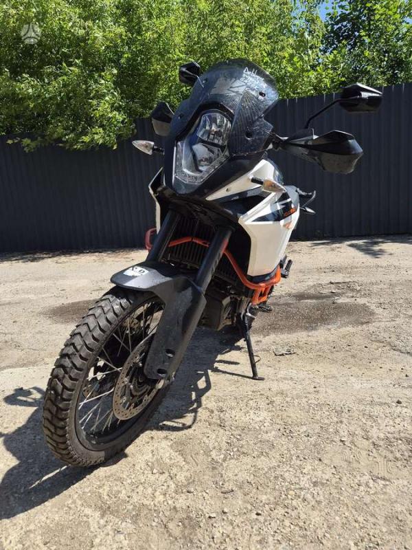 KTM Adventure 2017 in Vilnius, with an engine capacity of 1.09 L and mileage of 43 thousand km for 5900 €, photo 8 on AUTOMOTO.COM.LV