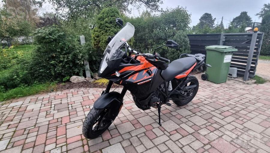 KTM Adventure 2018 in Riga, with an engine capacity of 1.09 L and mileage of 0 thousand km for 7500 €, photo 3 on AUTOMOTO.COM.LV