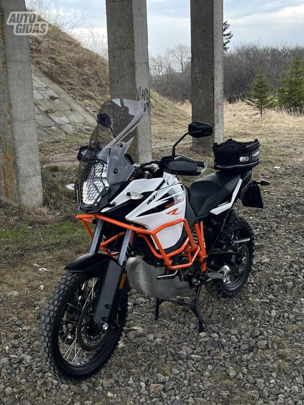 KTM Adventure 2018 Mažeikiai, ar dzinēja tilpumu 0.00 L un nobraukumu 0 tūkst. km par 7999 €, foto 1 vietnē AUTOMOTO.COM.LV