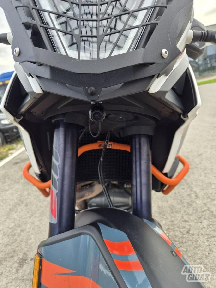 KTM Adventure 2018 Klaipėda, ar dzinēja tilpumu 1.09 L un nobraukumu 30 tūkst. km par 7500 €, foto 5 vietnē AUTOMOTO.COM.LV