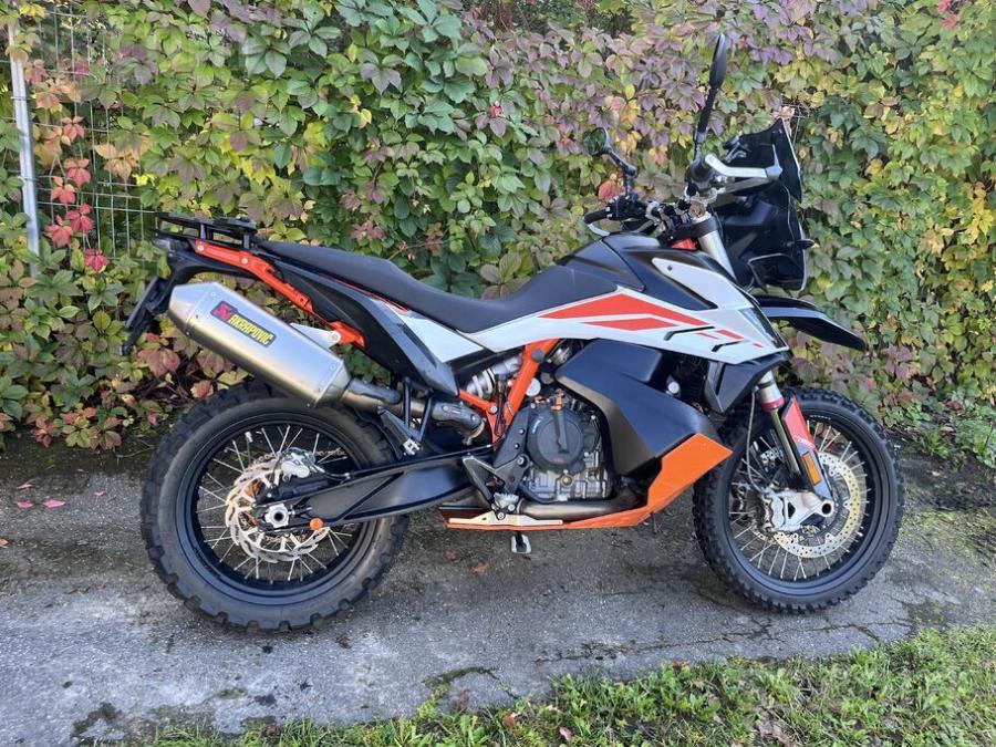 KTM Adventure 2019 Rīga, ar dzinēja tilpumu 0.79 L un nobraukumu 0 tūkst. km par 8900 €, foto 1 vietnē AUTOMOTO.COM.LV